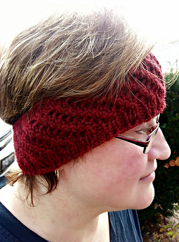 Ravelry: Twisted Ear Warmer pattern by Amy Hurd