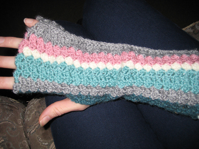 Ravelry: Textured Hand Huggers pattern by Fuzzy Fingers