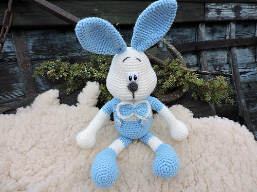 Ravelry: The Bunny Ralf - Amigurumi pattern by Kipre & Pähkla