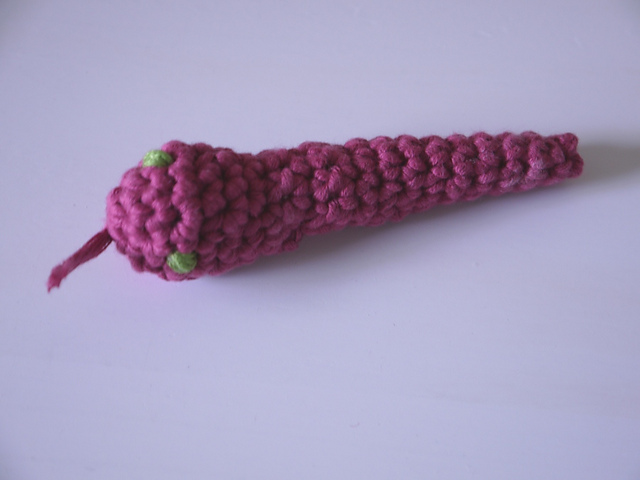 Ravelry: Simple snake finger puppet pattern by aisha kenza