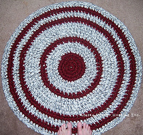 Ravelry: Crochet Round Rag & Yarn Rugs pattern by Donna Jacobson