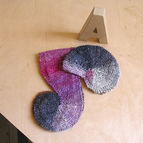 Ravelry: escargot hat and scarf pattern by alfa knits