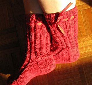 Ravelry: Red Fall Socks pattern by Alejandra Pont