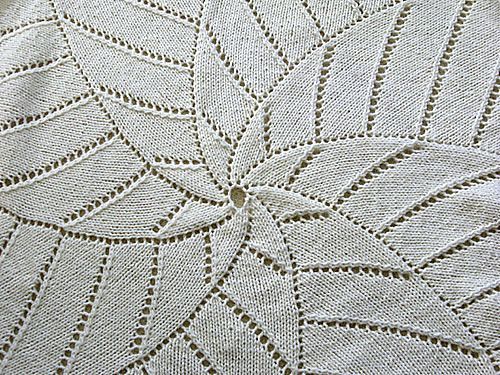 Ravelry: Radiating Star Blanket pattern by Alexis Layton