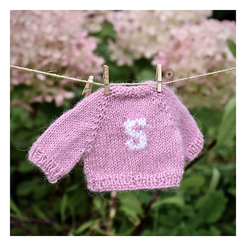 Ravelry: Alphabet sweater pattern by Elena Alexeeva