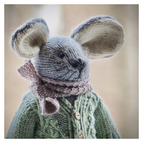 Ravelry: Mouse Theo pattern by Elena Alexeeva