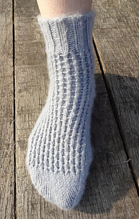 Ravelry: Wasp Nest Socks pattern by Alison Payne