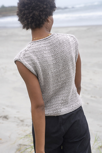 Ravelry: Lousious pattern by Amy Christoffers