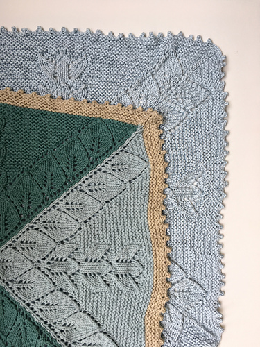 Ravelry: Bluebells Baby Blanket pattern by Anne Dresow