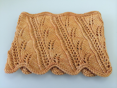 Ravelry: Amber Waves Cowl pattern by Vanessa Bodrie