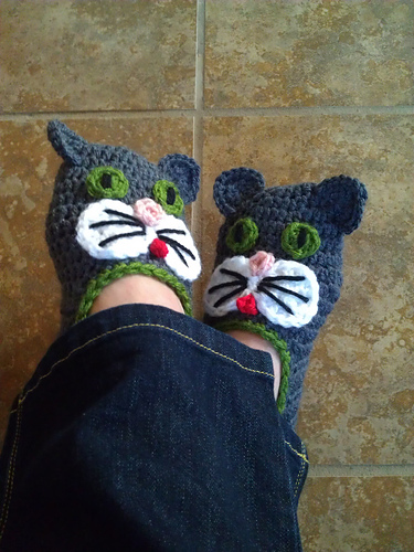 Ravelry: Ladies Cat Slippers pattern by Susan Wilkes-Baker