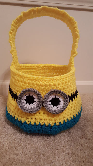 Ravelry: Minion Easter Basket pattern by Amanda Mobley (amanda31008)