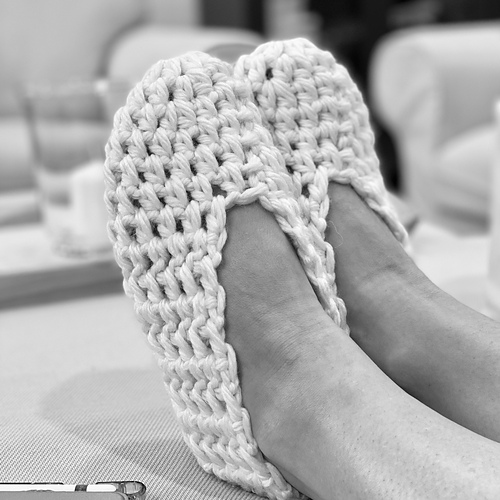 Ravelry: Crochet Pattern Super Bulky Slippers pattern by Amanda Moriconi