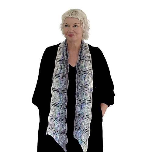 Ravelry: Wibbly Wobbly Scarf pattern by Ambah O'Brien