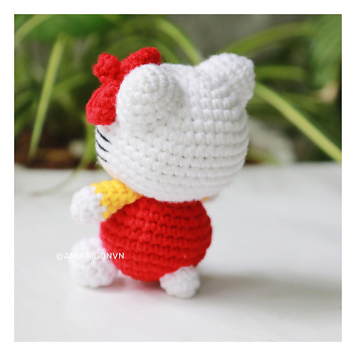 Ravelry: Amigurumi Hello Cat pattern by Vui Vui