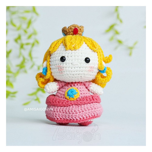 Ravelry: Princess Peach pattern by Vui Vui