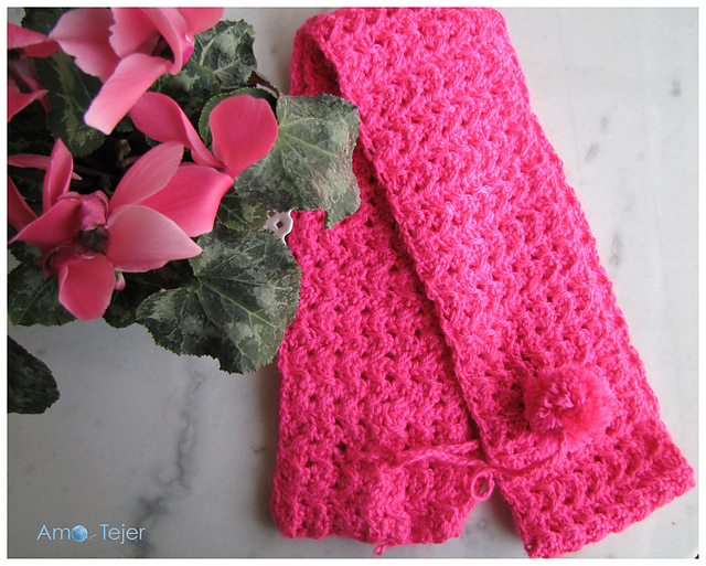Ravelry: Crochet Neon Scarf pattern by Amo Tejer