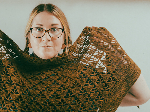 Ravelry: Triantán pattern by Anne-Michelle Phelan