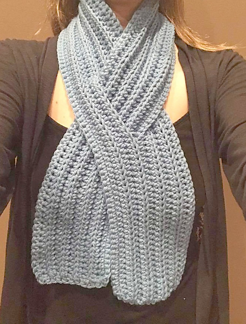 Ravelry: Keyhole Scarf pattern by Amy Lehman