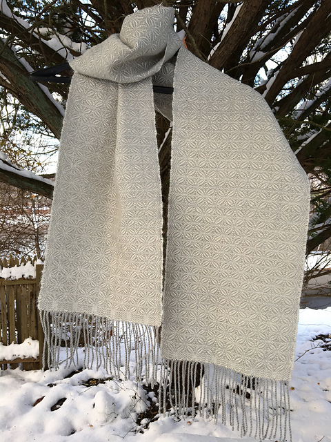 Ravelry: amygwen99's Embossed Circles Scarf