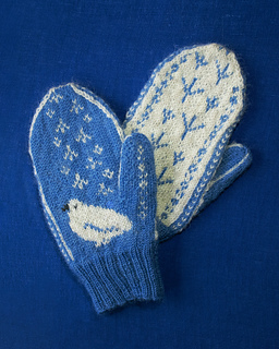 Ravelry: Ptarmigan Mittens | Bird Mittens pattern by Anaïs Bayle
