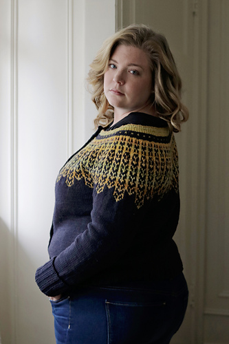 Ravelry: Dissent pattern by Andrea Rangel