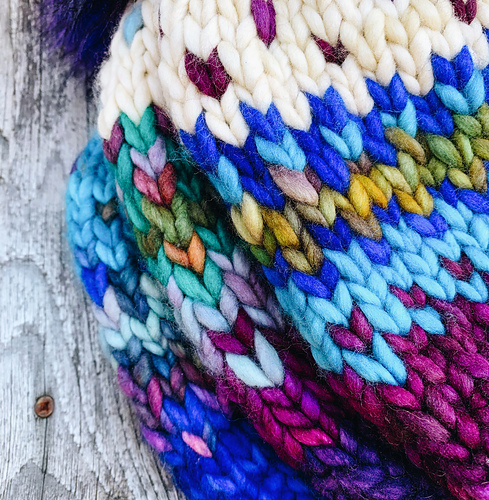 Ravelry: Wee Bee Gee Bee Beanie pattern by Angela Durr