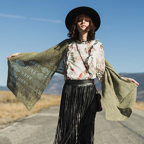 Ravelry: Moab Stole pattern by Sandhya S.