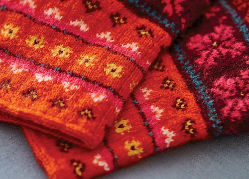 Ravelry: Muhu Gloves pattern by Anu Pink