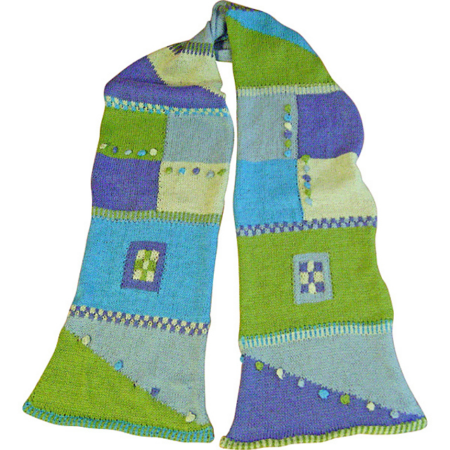 Ravelry: Scarf with Easy Intarsia pattern by Ane-Karin Pedersen