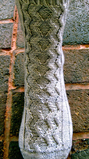 Ravelry: Double Diamond Cable Socks pattern by Linda Lehman