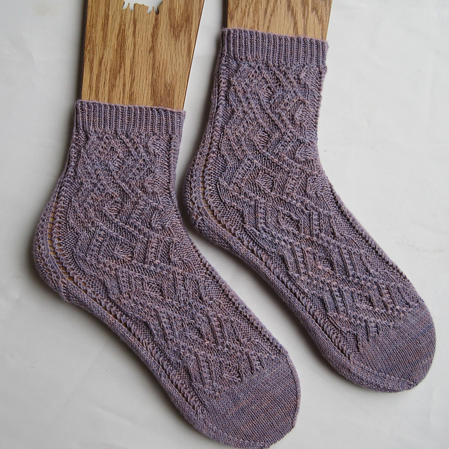 Ravelry: Reiman's Twisted Socks pattern by Linda Lehman