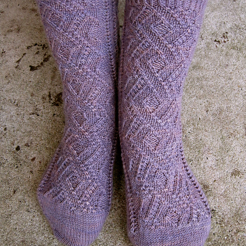 Ravelry: Reiman's Twisted Socks pattern by Linda Lehman