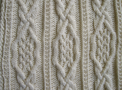 Ravelry: Letherbridge Cabled Stole pattern by Linda Lehman
