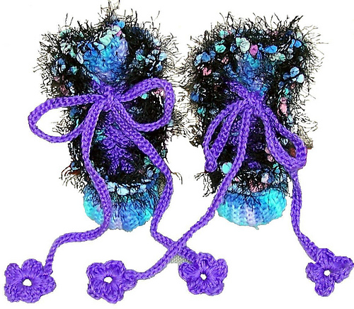Ravelry: Funky Feet Snow Boots Baby Booties pattern by Angela Catirina ...
