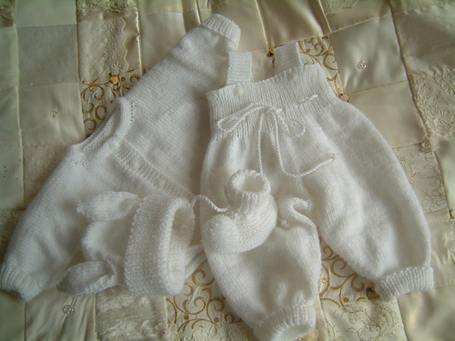 Ravelry: Little Bunny..baby cardigan dungaree hat and slippers set ...