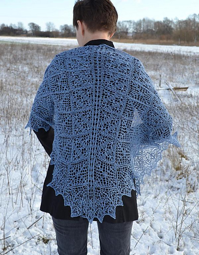 Ravelry: Frozen Shawl pattern by Agata A. Piasecka