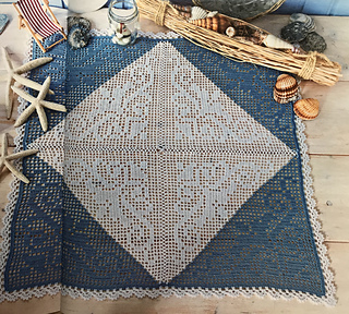 Ravelry: Zweifarbiges Deckchen pattern by D. Starke