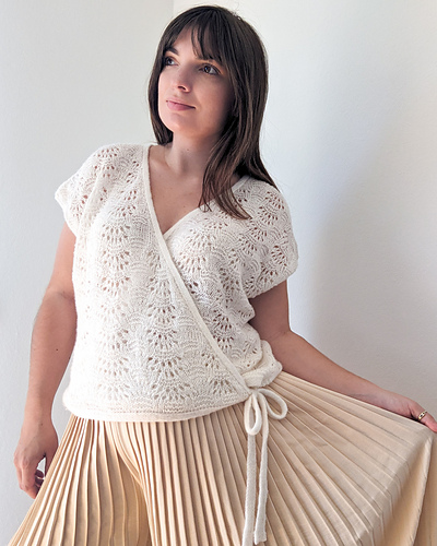 Ravelry: Birdysweater pattern by Ann-Kathrin Stoll