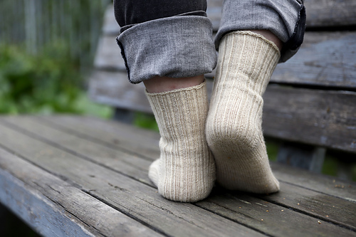 Ravelry: Sunday Reel pattern by Anna Johanna