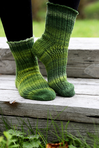 Ravelry: Sunday Reel pattern by Anna Johanna