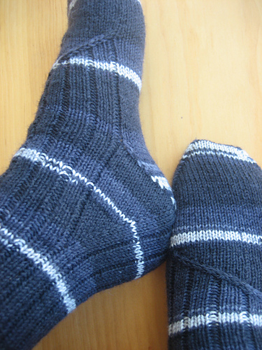 Ravelry: Black Rib pattern by Anneh Fletcher