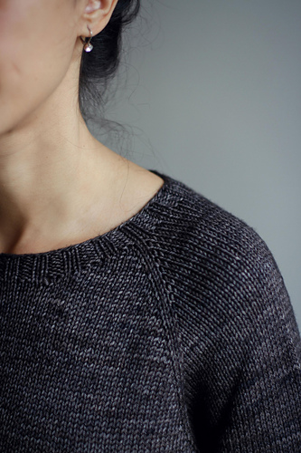 Ravelry: Basic Raglan Pullover pattern by Joji Locatelli