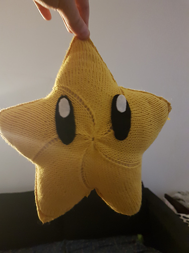 Ravelry: Super Mario Invincibility Star pattern by Rachel Murray