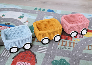 Ravelry: Crochet train pattern by Beata Sondej