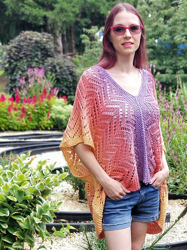 Ravelry: Heat Wave Top pattern by Liz Capik