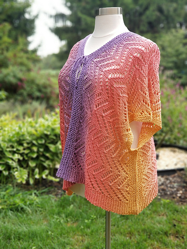 Ravelry: Heat Wave Top pattern by Liz Capik