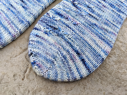 Ravelry: Simple Flock Socks pattern by Rachel Leggett