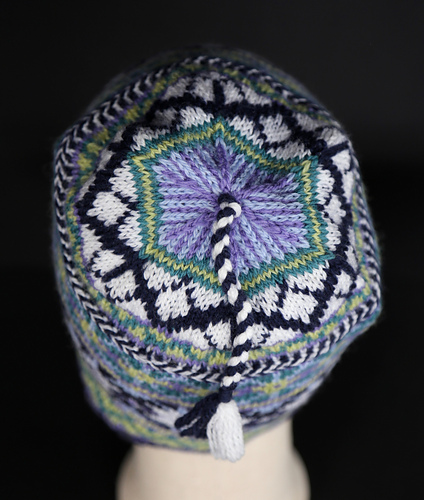Ravelry: Snowflake Hat pattern by Patricia Lammers