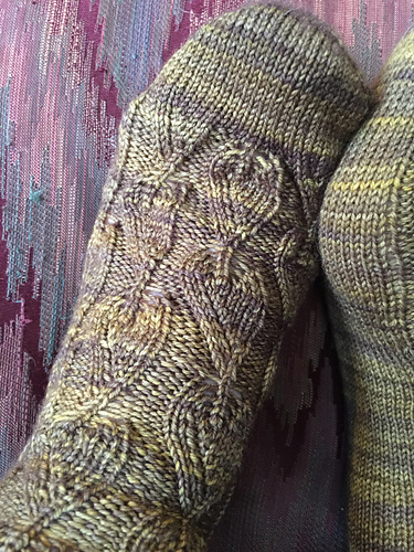 Ravelry: Autumn Fires pattern by La Maison de Saba